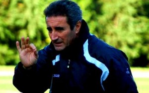 Algérie : Djamel Menad remonté contre ses joueurs - Africa Top Sports