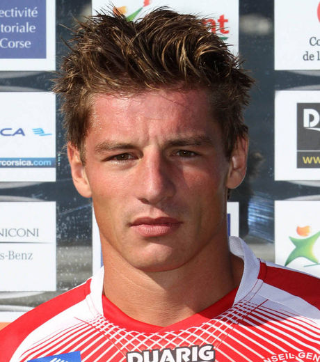 Mehdi Mostefa : L’Algerien observé par l'OM - Africa Top Sports