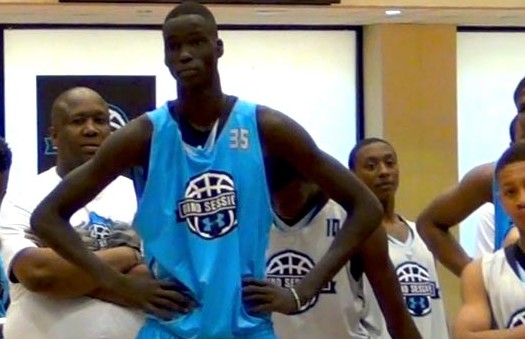 Thon Maker (16 ans, 2,13 m) : un soudanais futur phénomène de la NBA ...