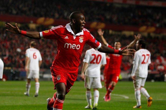 Benfica : Ola John en prêt à Hambourg ! - Africa Top Sports