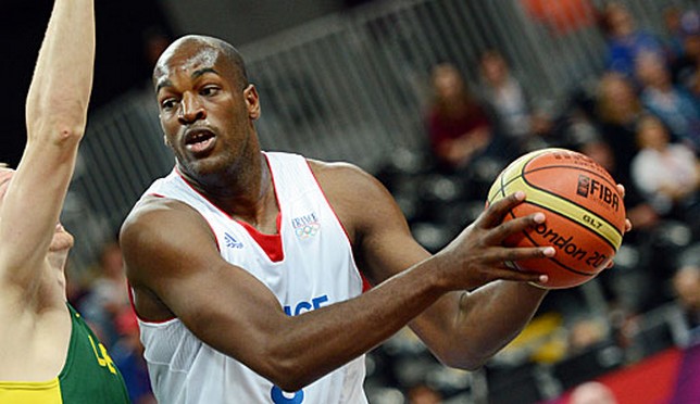 Ali Traoré : nouveau joueur d'Amchit Club Basketball du Liban - Africa ...