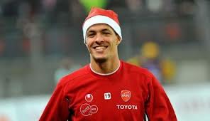 Foued Kadir : L’Algérien évoque la saison compliquée de l’OM - Africa ...