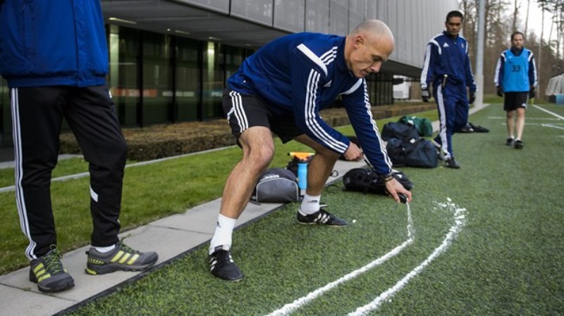 Utilisation du spray: La France approuve sur ses pelouses - Africa Top ...