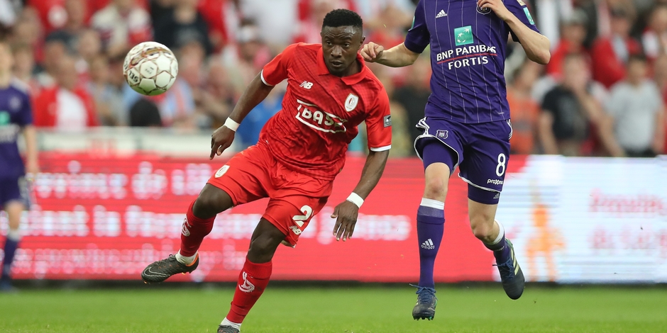 Collins Fai : Le Camerounais prolonge avec le Standard