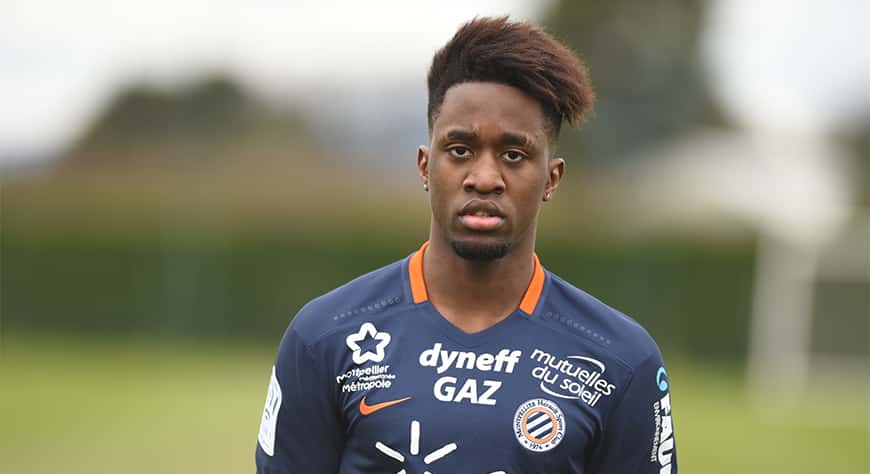 Isaac Mbenza: Le belgo-congolais se dirige vers Huddersfield