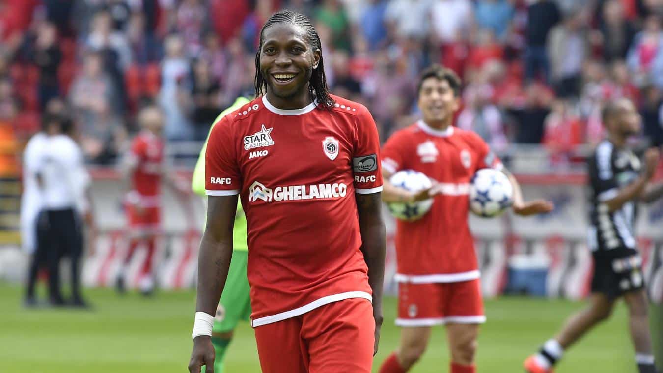 Dieumerci Mbokani : Le Congolais bien parti pour remporter le Taureau d'Or