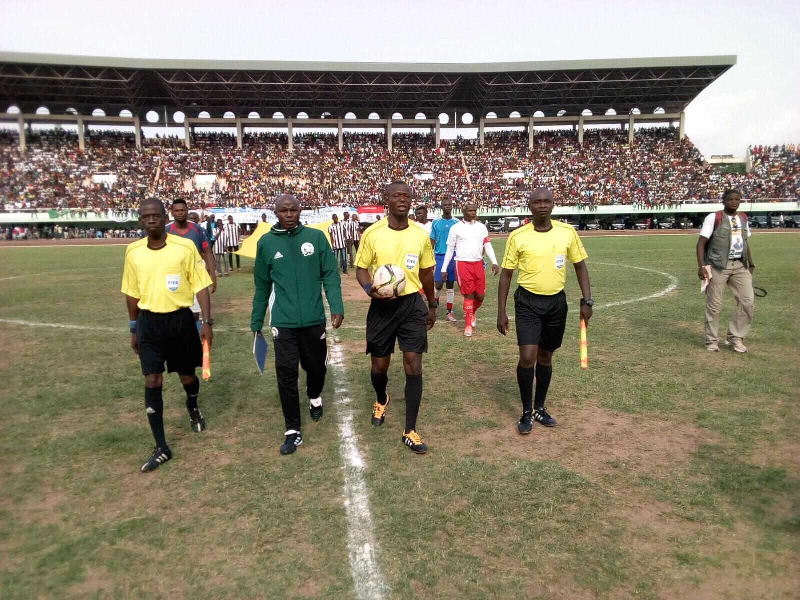 Centrafrique : le seul stade du pays dénoncé par la CAF