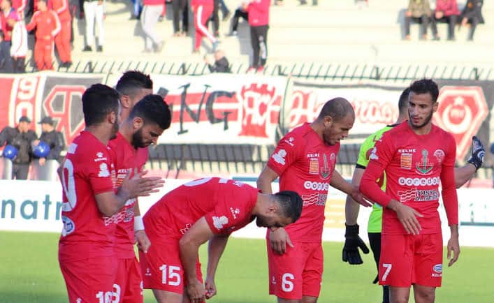 Coupe de la ligue : le MC Oran qualifié aux huitièmes ! - Africa Top Sports