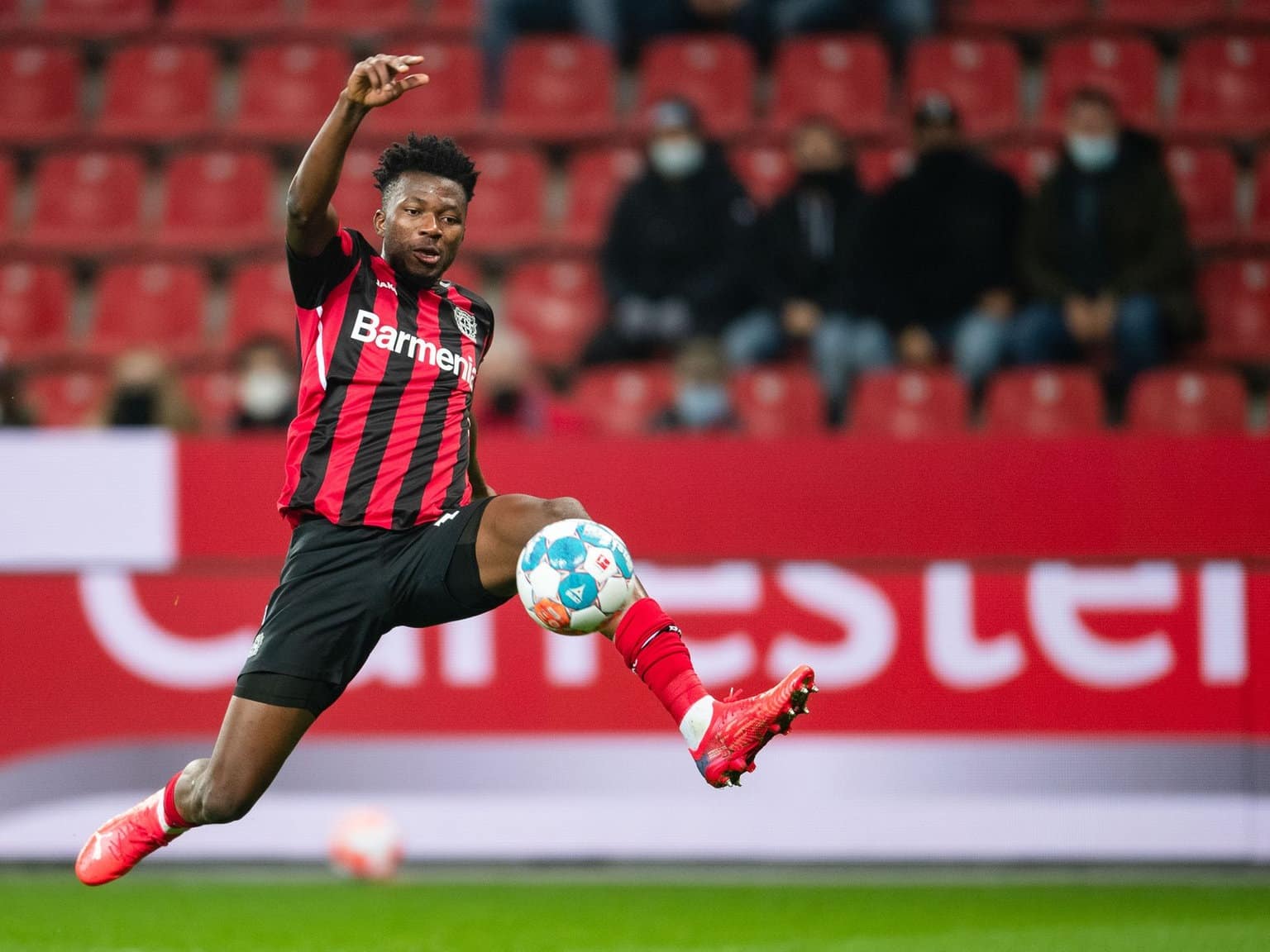 Mercato : Edmond Tapsoba courtisé par plusieurs clubs - Africa Top Sports