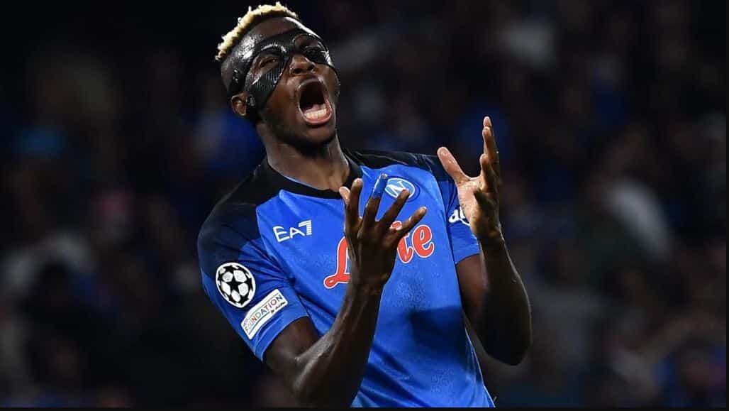 Serie A - Naples : controverse autour du masque de Osimhen