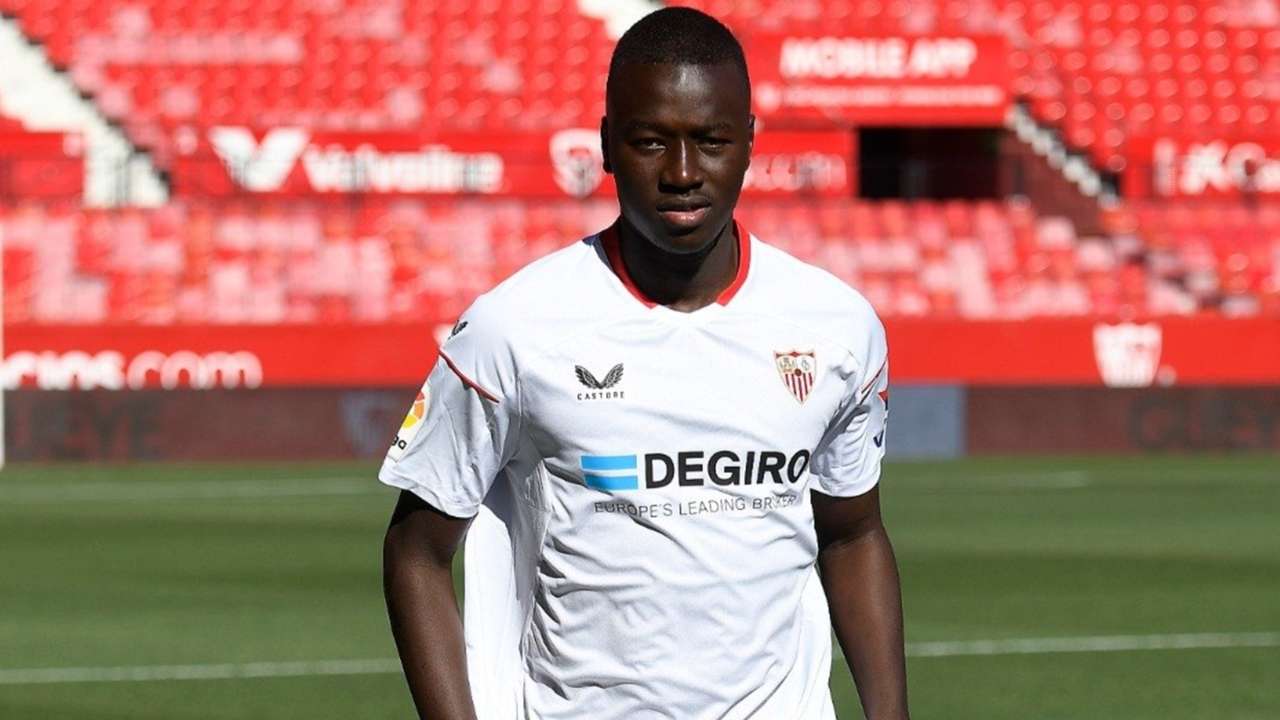 Pape Gueye parle de son avenir : "Je me sens très bien à Séville ...