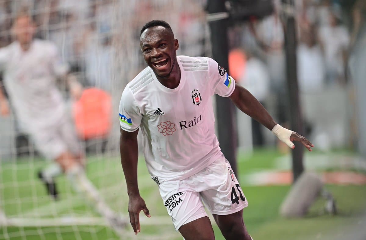 Jackson Muleka : Besiktas reçoit une offre de 3,5 millions pour le ...