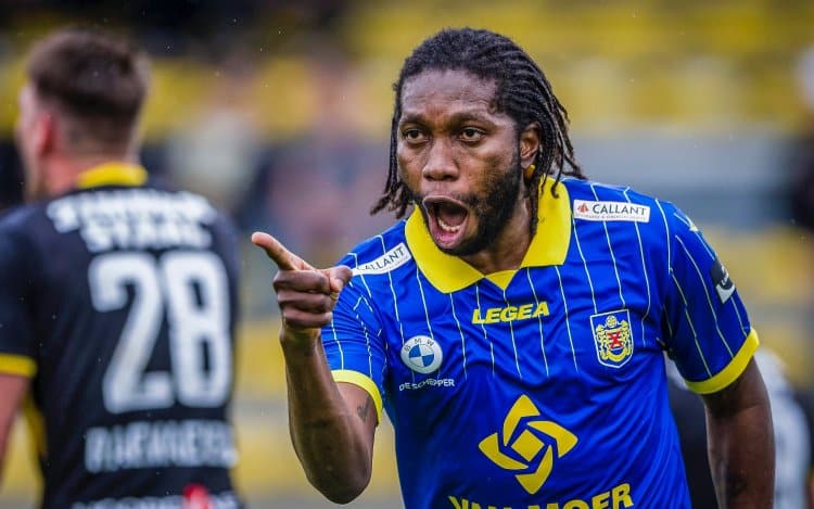 Belgique : Dieumerci Mbokani va poursuivre sa carrière en Arménie ...