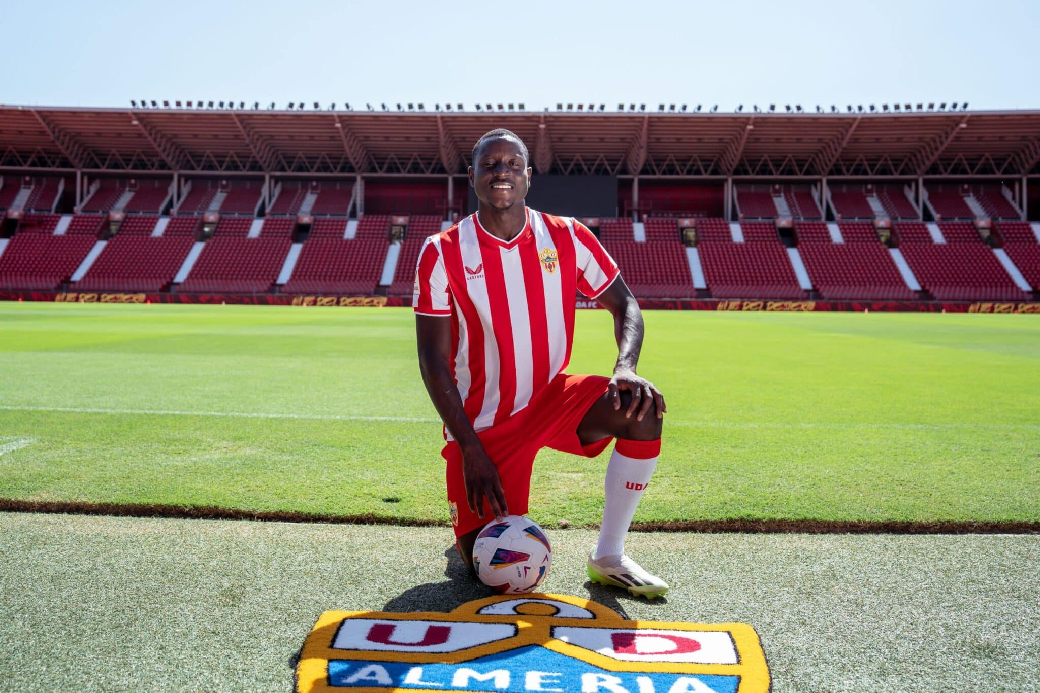 Reims : Dion Lopy rejoint Almeria - Africa Top Sports