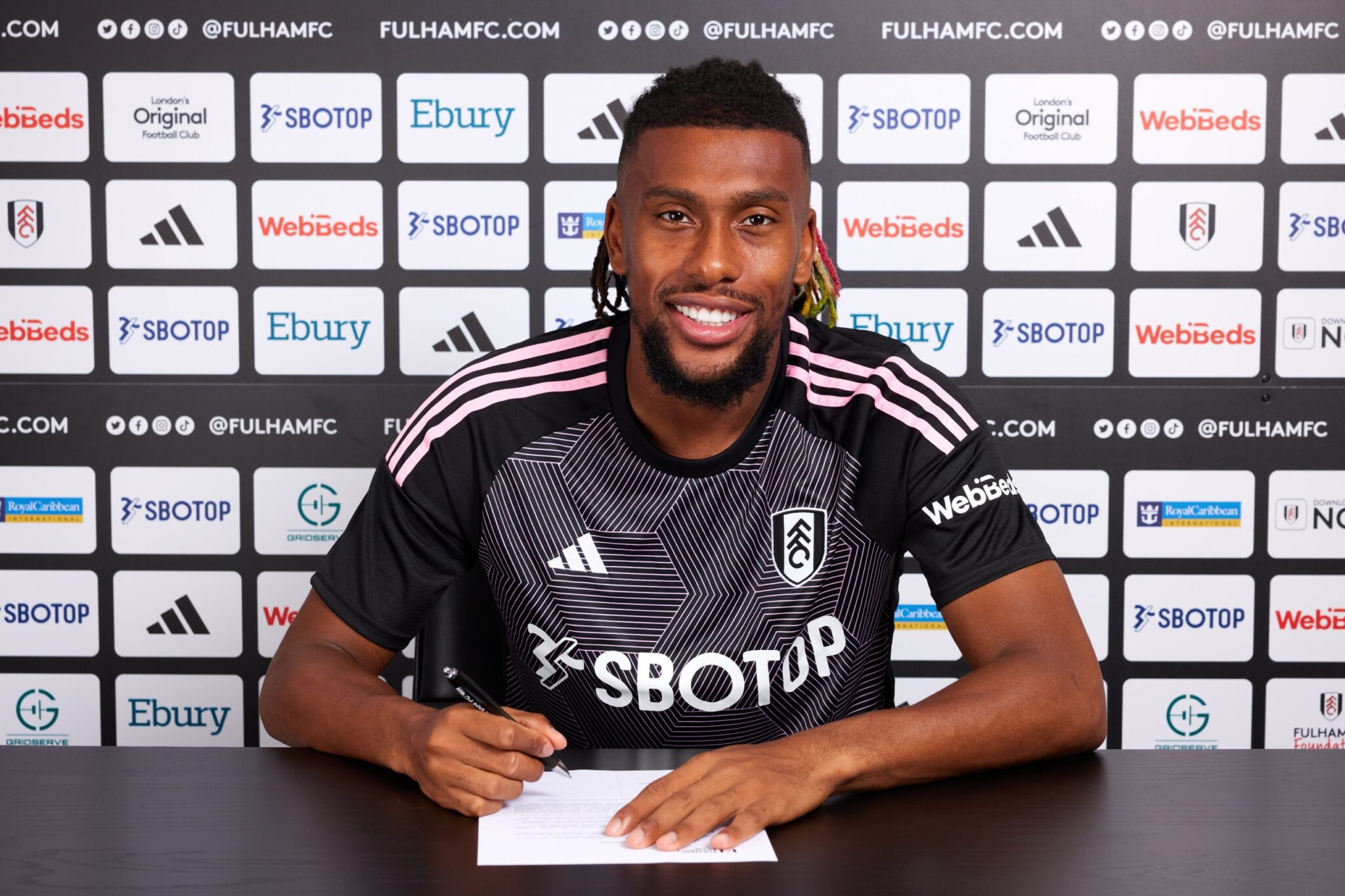Fulham : « Ce n'était pas une décision facile », Alex Iwobi revient sur ...