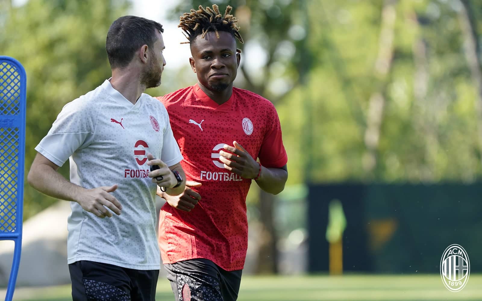 Milan AC : Samuel Chukwueze de retour à l'entraînement après une ...
