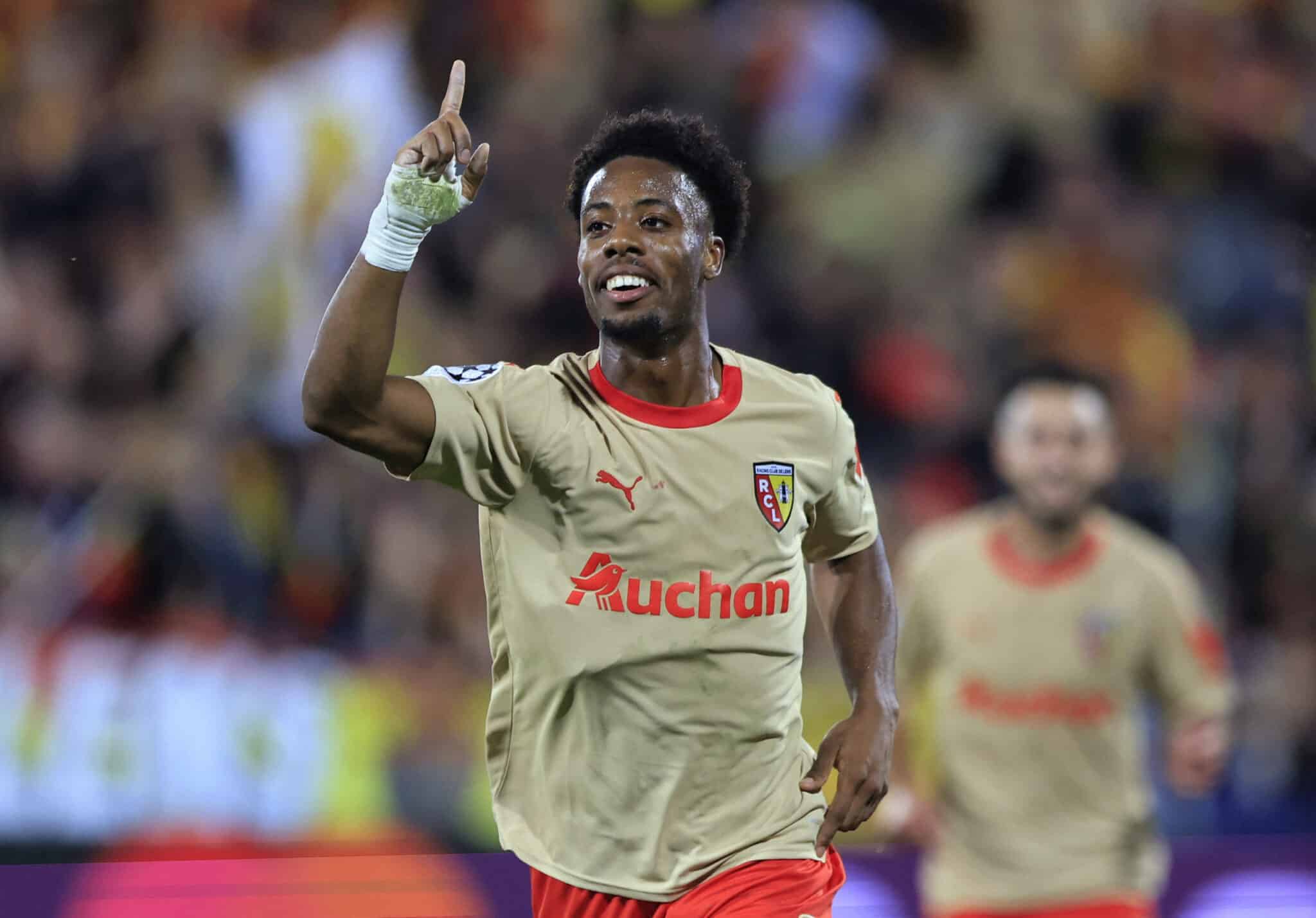 LDC UEFA : Elye Wahi offre le point du nul au RC Lens contre le PSV ...