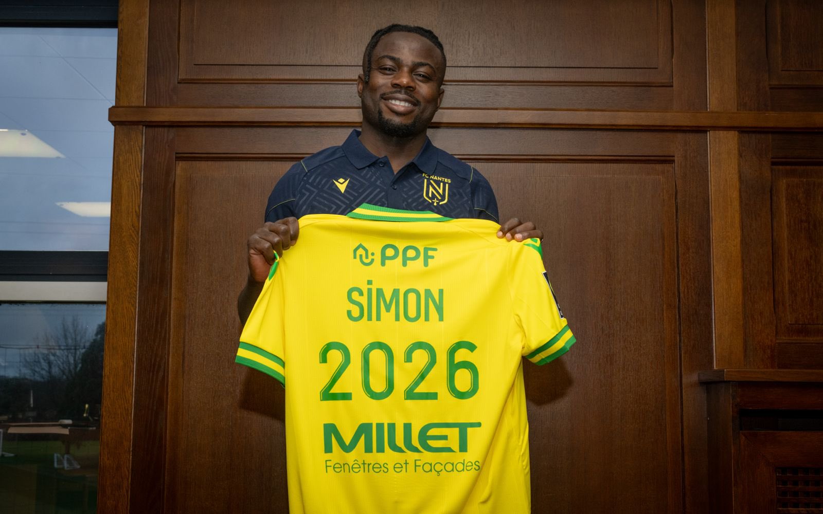 Nantes : Moses Simon prolonge son contrat jusqu'en 2026 (officiel ...