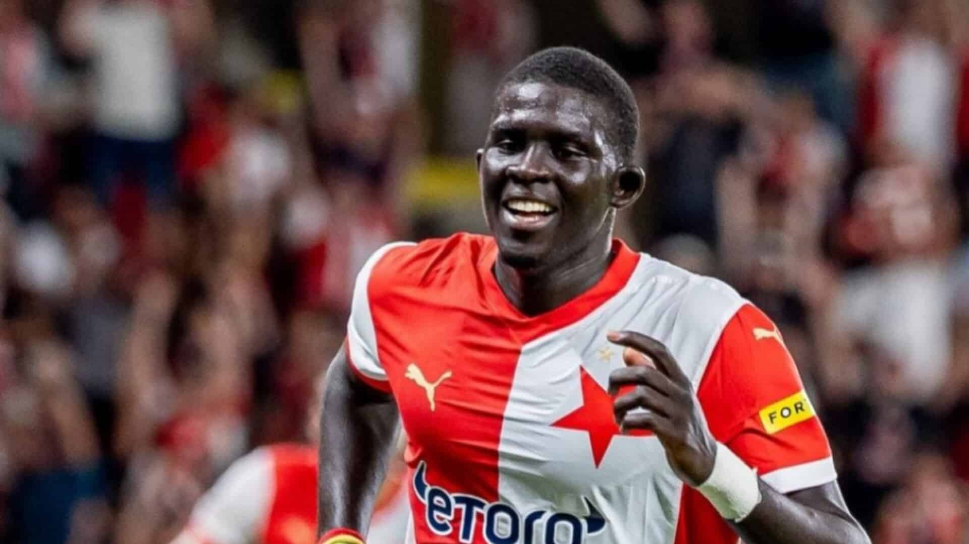 Aliou Cissé sur Malick Diouf : "C'est l'avenir de l'équipe" - Africa ...