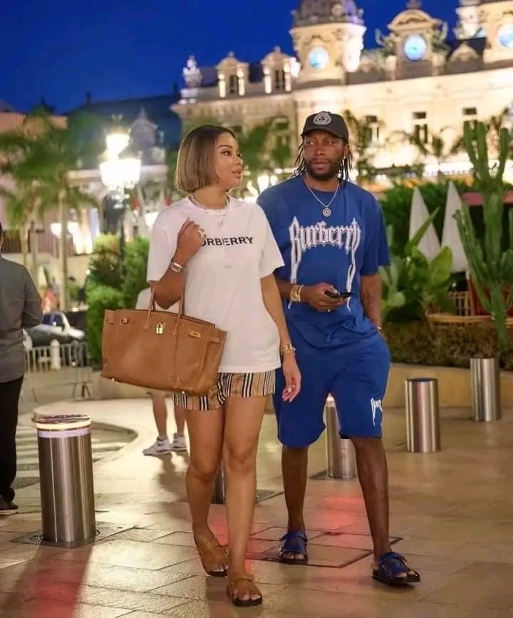 People : Dieumerci Mbokani endetté, sa femme demande le divorce