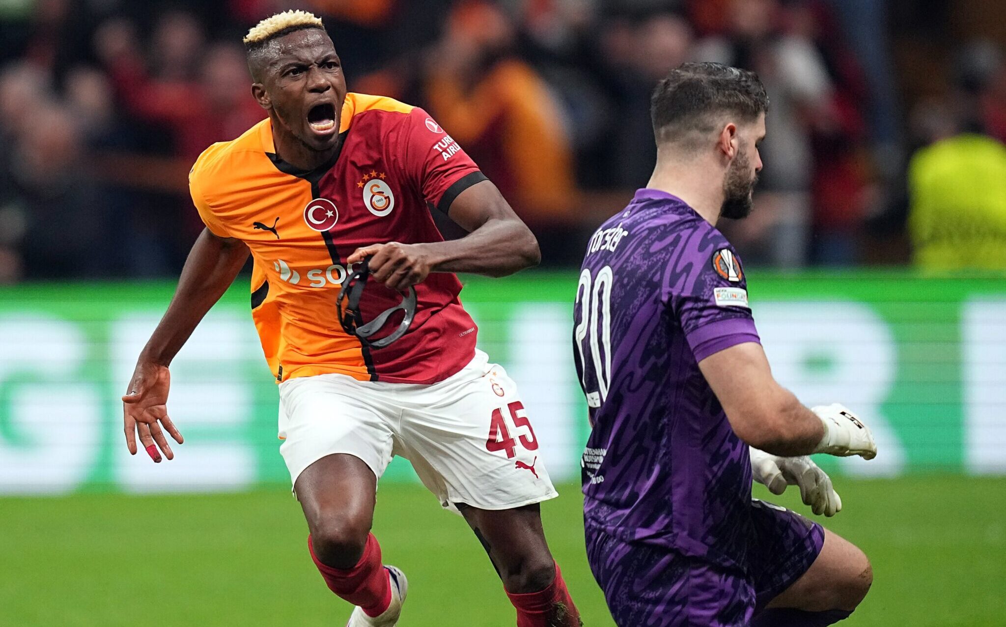 Victor Osimhen offre un cadeau de nouvel an à Galatasaray (Vidéo)