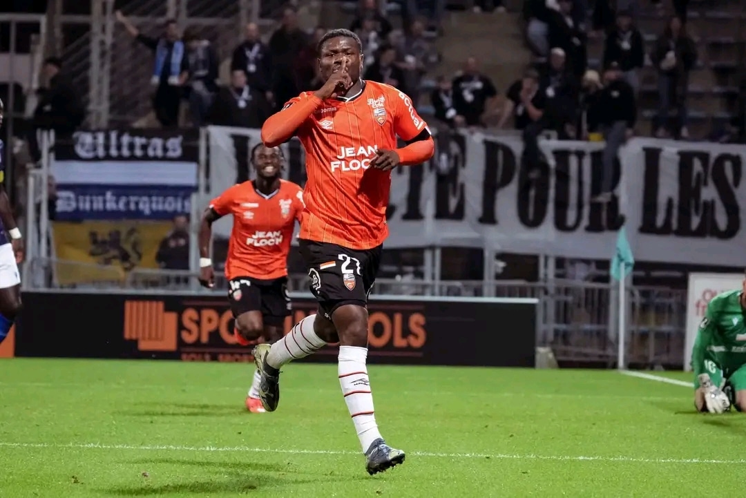 Aiyegun Tosin : Le Béninois récompensé pour sa performance du mois de ...