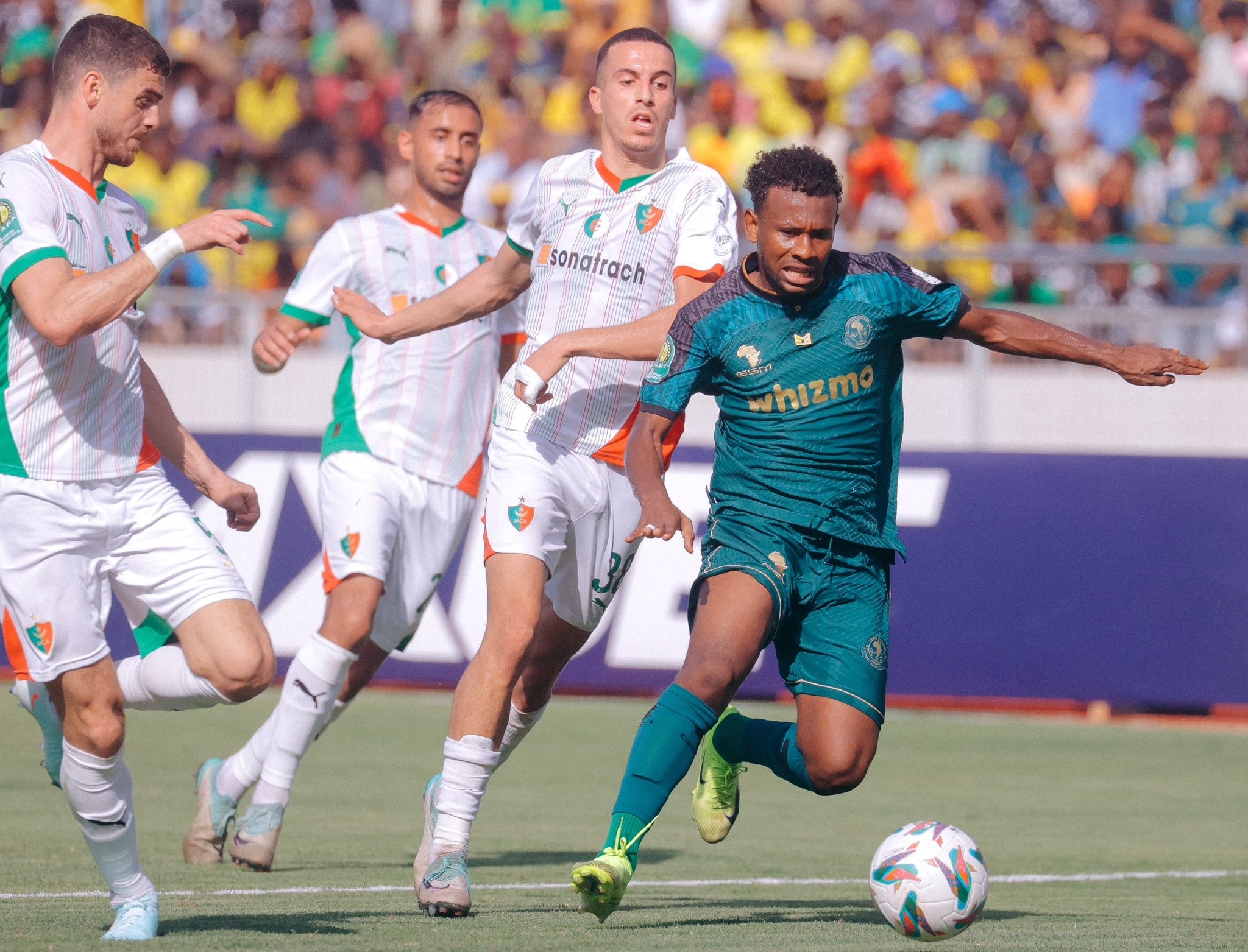 LDC CAF : le MC Alger élimine Young Africans et se qualifie