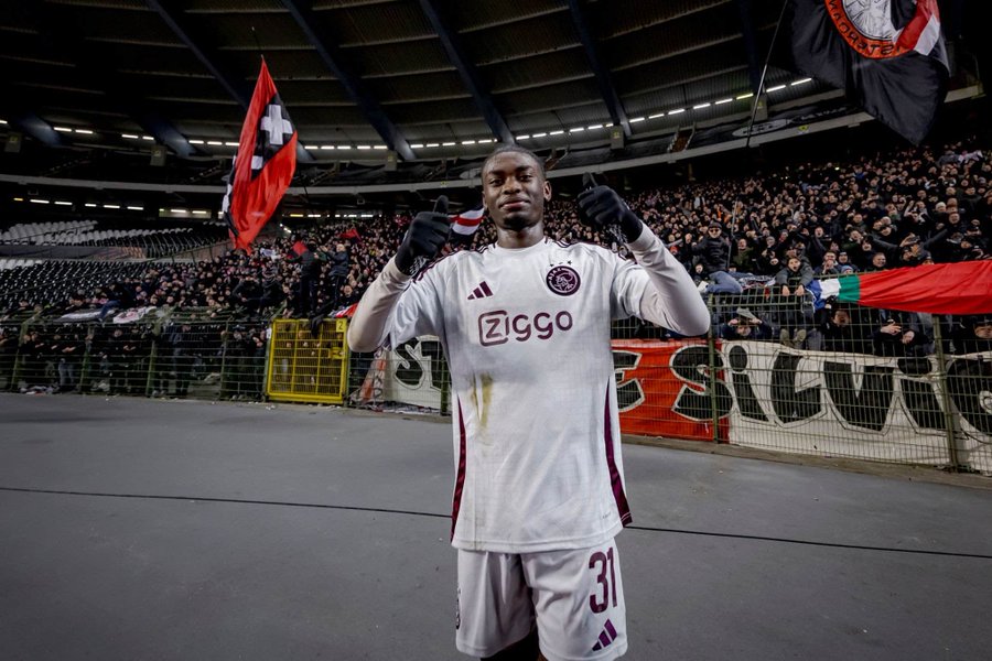 RDC : Jorthy Mokio fait ses adieux aux Léopards (Officiel) - Africa Top ...