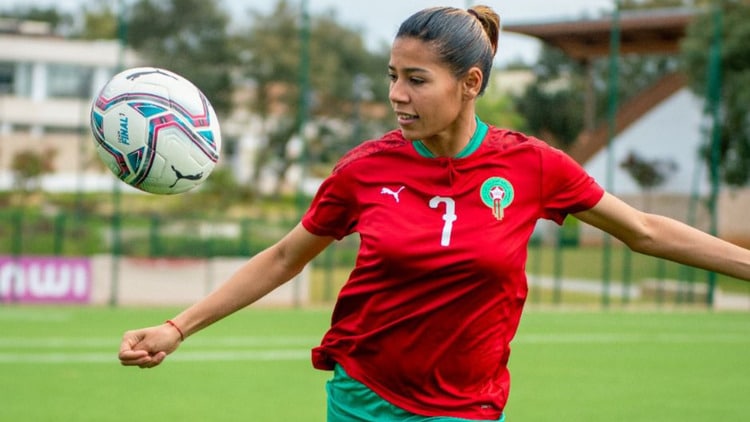 CAN Féminine 2024 : Qui est Ghizlane Chebbak, l’attaquante qui porte le ...