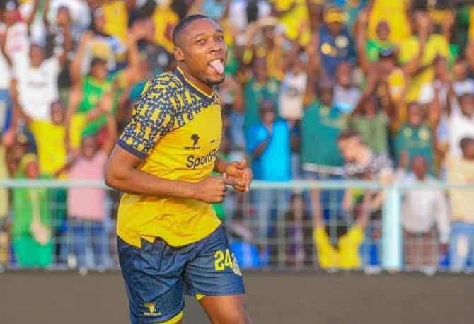 Clément Mzize : L'attaquant tanzanien pourrait rejoindre le Qatar