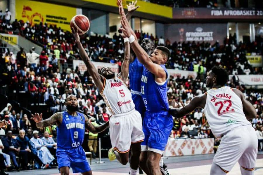 Afrobasket 2025 : L’Angola bat difficilement le Cap-Vert et file en ...